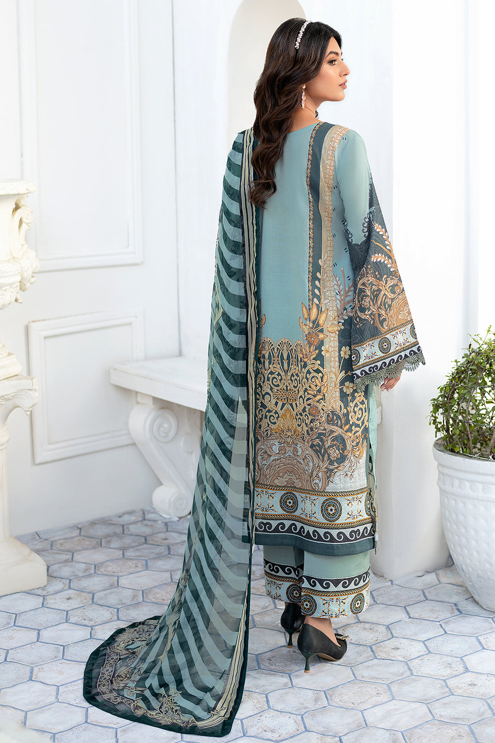 Mashaal Luxury Lawn Vol-06 – Ramsha